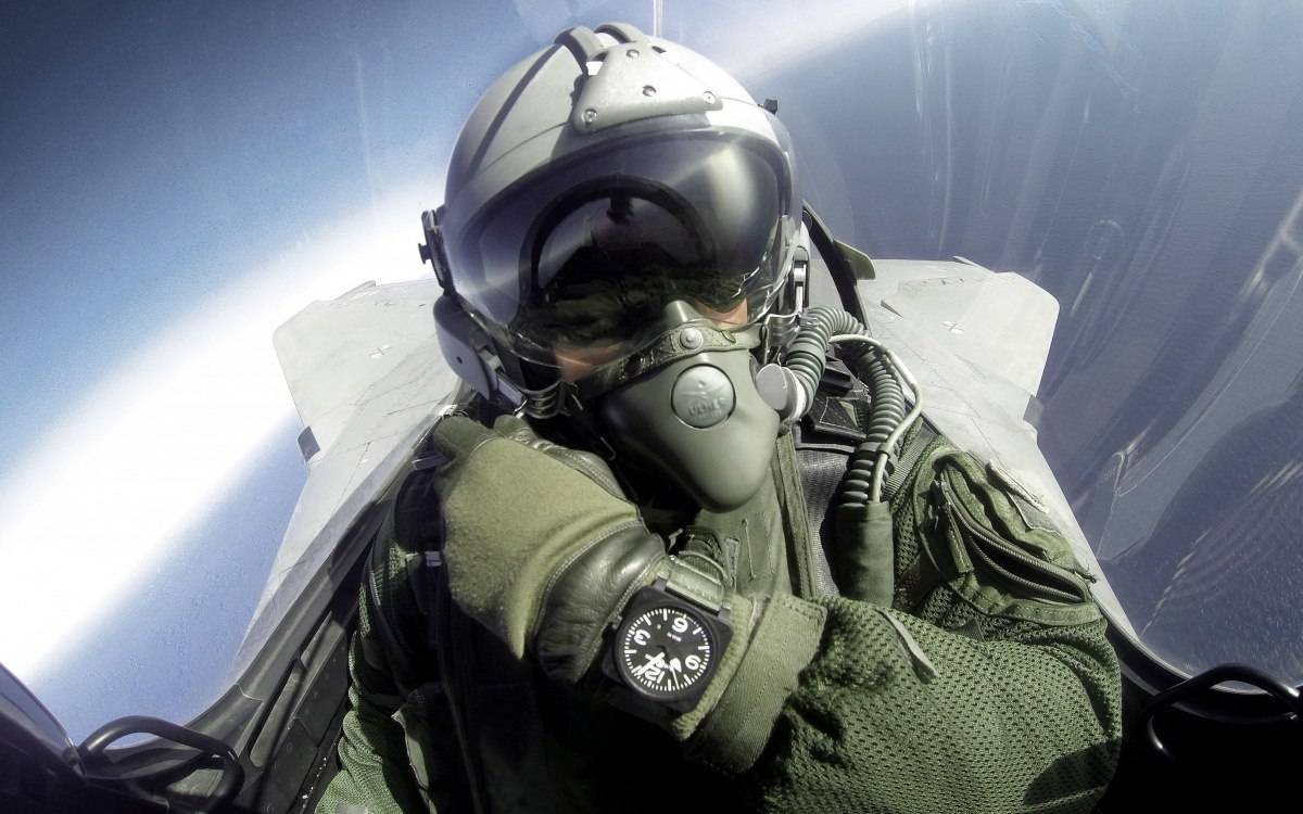 Haute Five: Best Pilot Watches in 2014