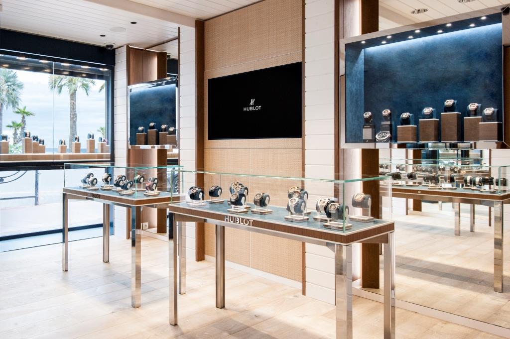 Hublot Opens Nautically Redesigned Cote D’Azur Stores, Unveils Big Bang ...