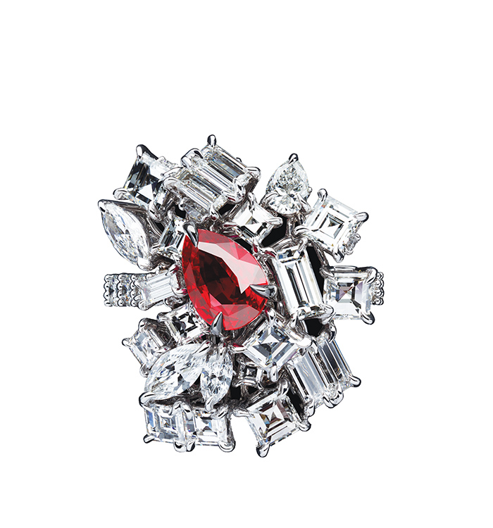 A Guide To The Most Extravagant Jewelry To Gift This Season